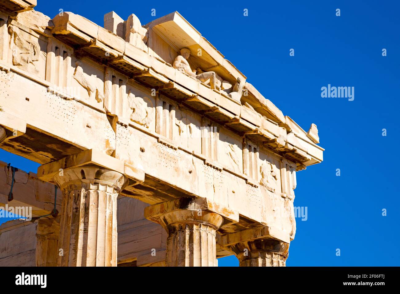 Statue acropolis athens place and historical in greece the old ...