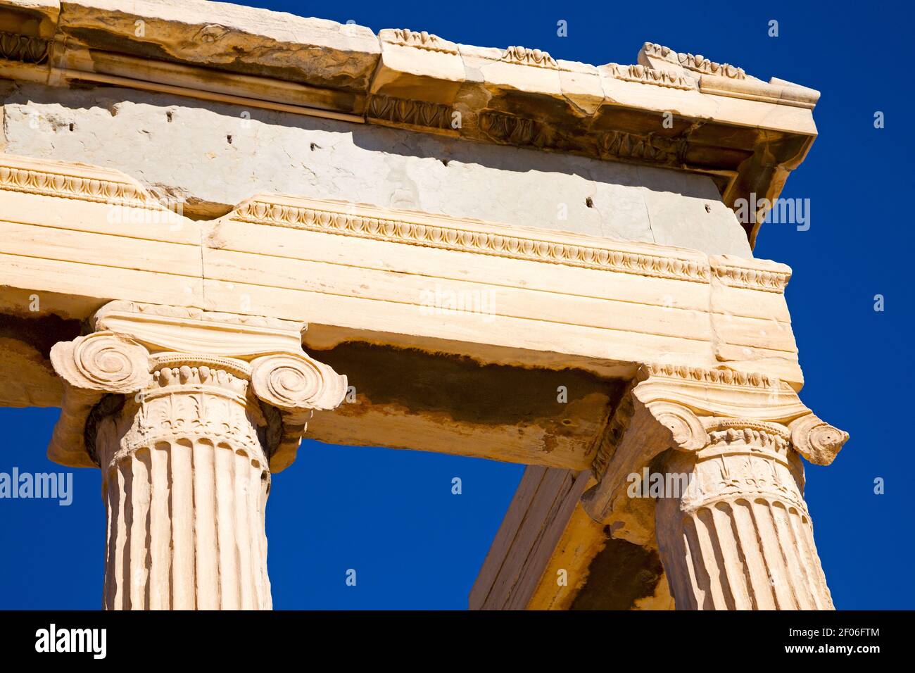Statue acropolis athens place and historical in greece the old ...