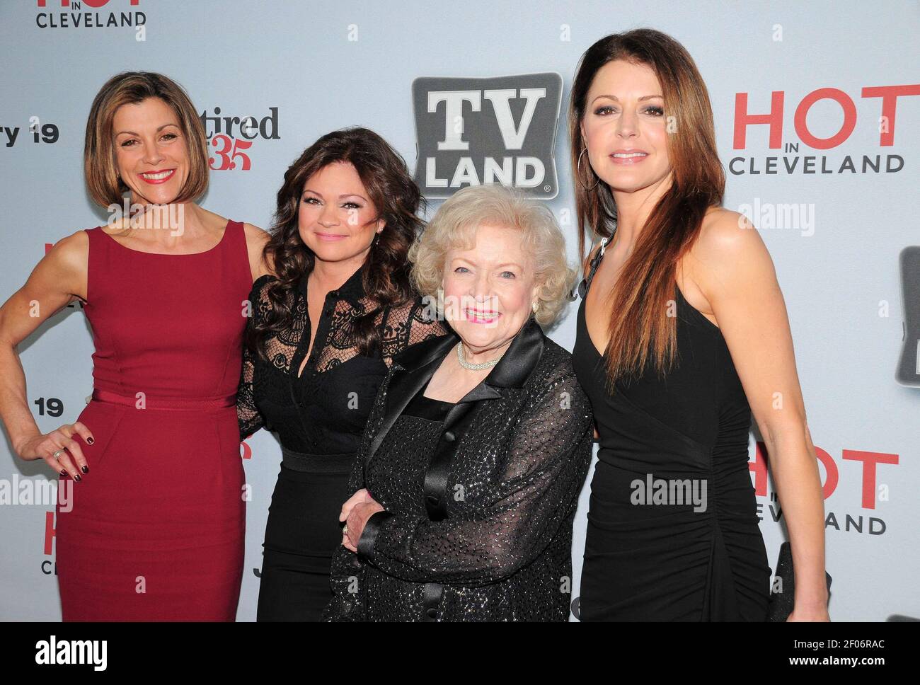 (L to R) Wendie Malick, Valerie Bertinelli, Betty White and Jane Leeves ...