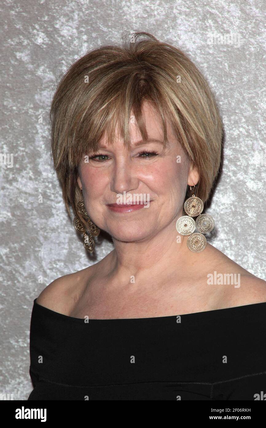 12 January 2011 - Hollywood, CA - Actress Mary Kay Place arrives to the ...