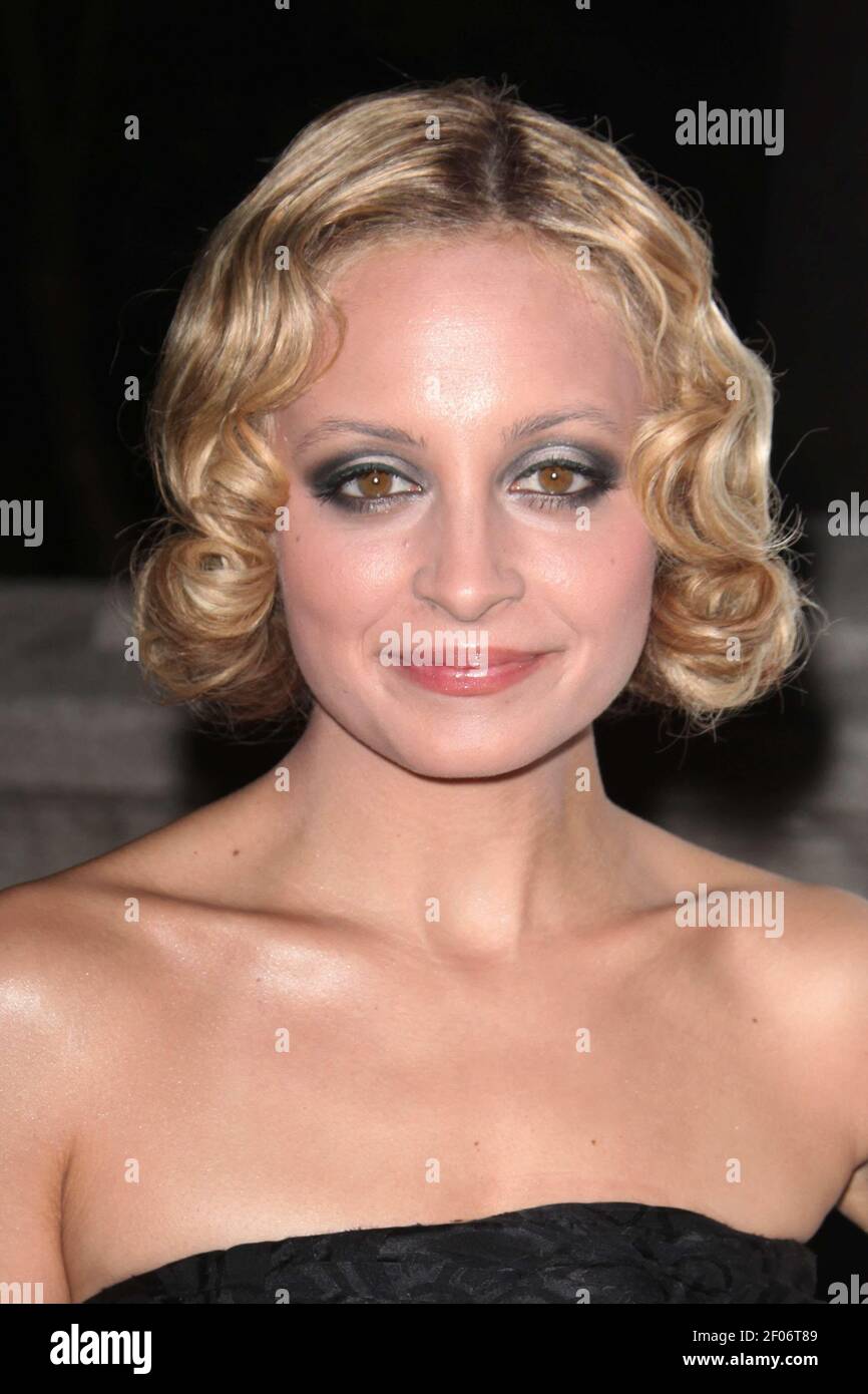15 January 2011 - Los Angeles, CA - Nicole Richie arrives to the 2011 ...