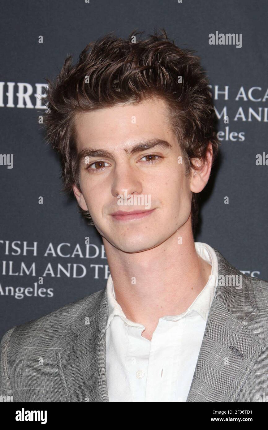 15 January 2011 - Beverly Hills, CA - Andrew Garfield arrives to the ...
