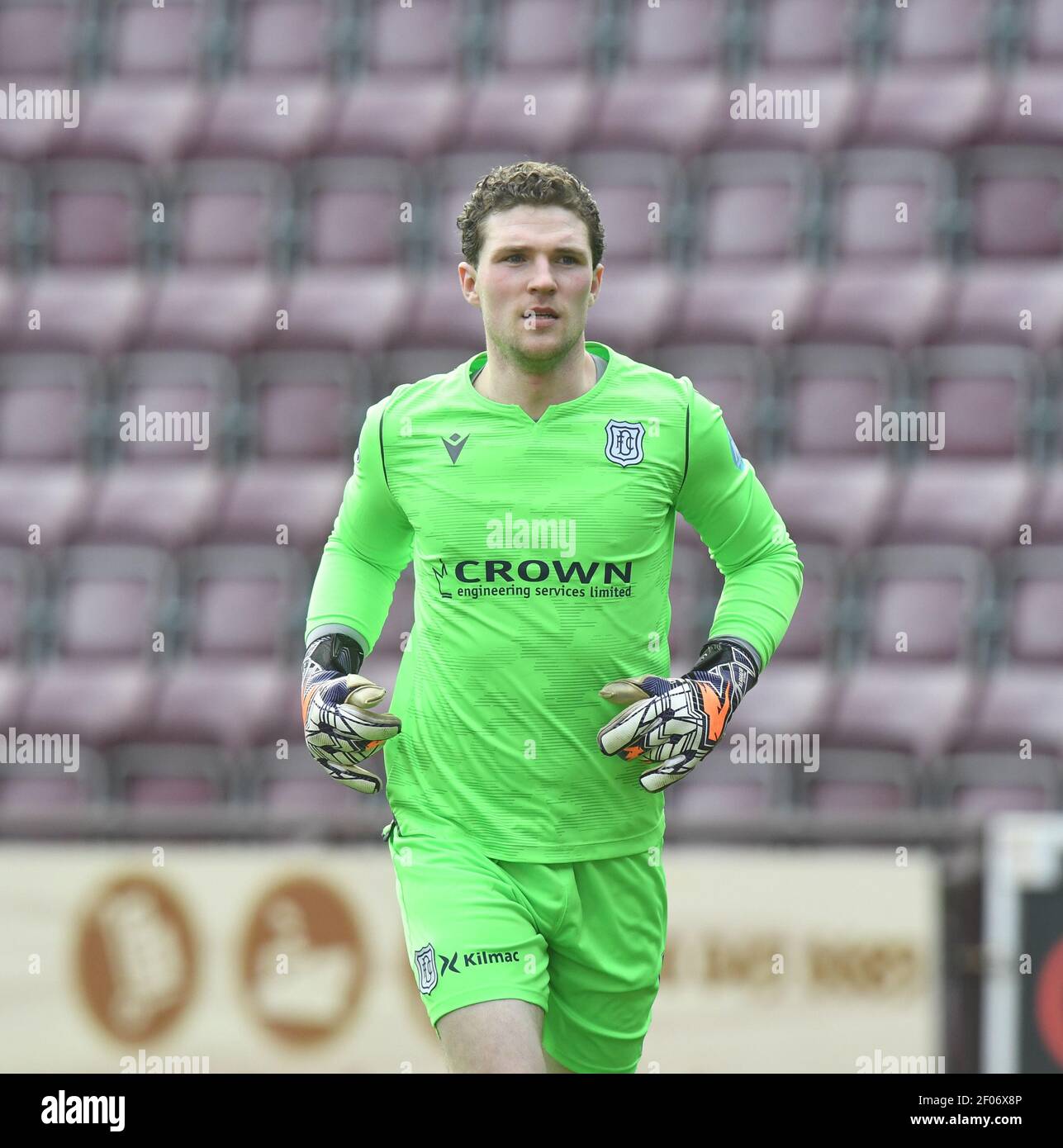 Scottish goalkeeper hi-res stock photography and images - Alamy