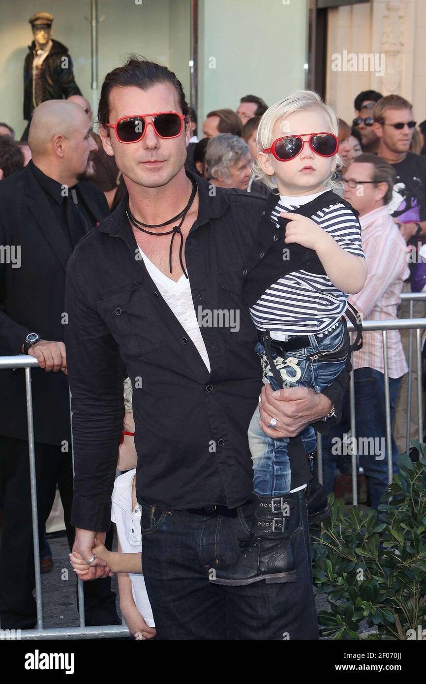 23 January 2011 - Hollywood, CA - : Gavin Rossdale arrives to the ...