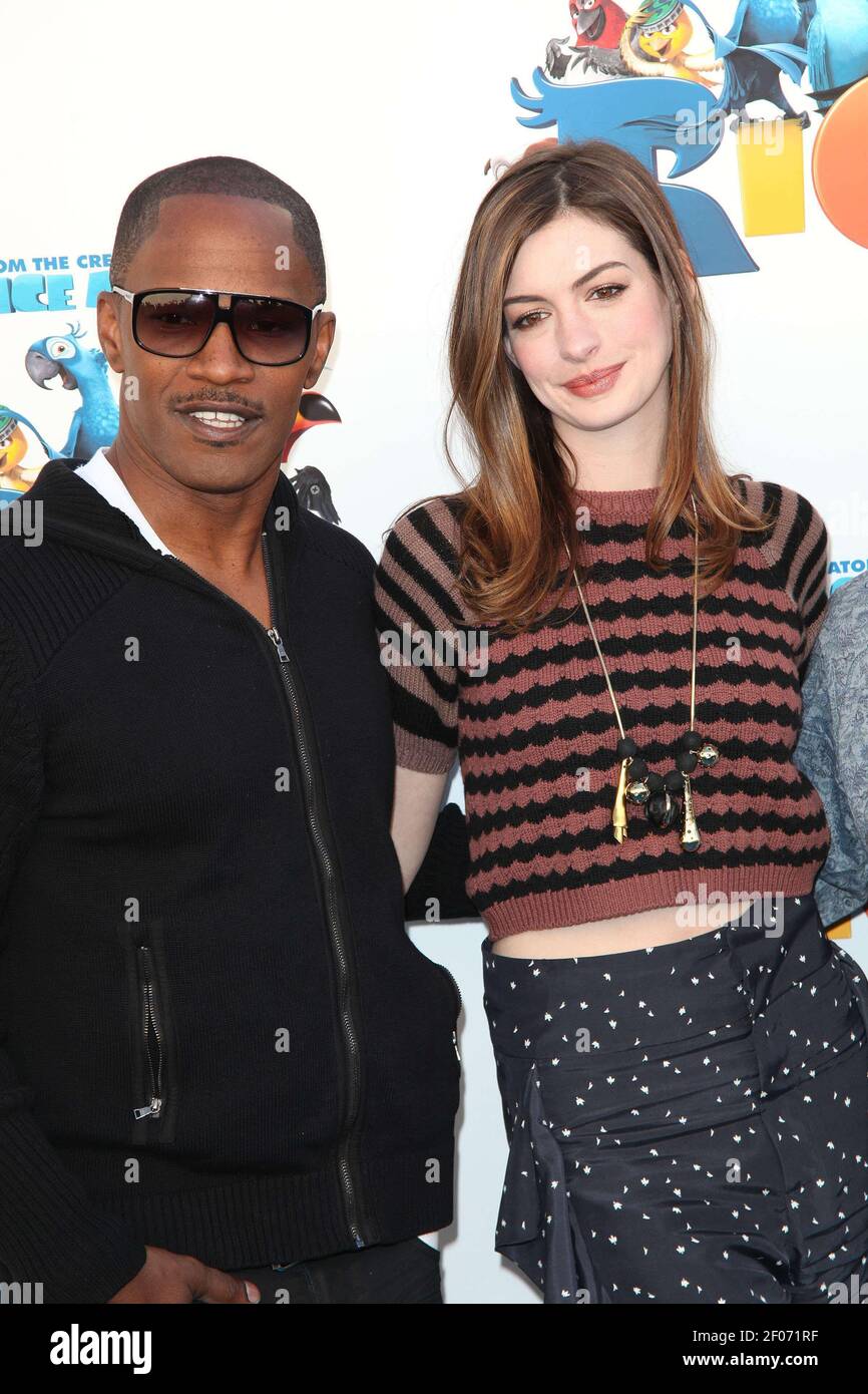 28 January 2011 - Century City, CA - Jamie Foxx, Anne Hathaway arrive ...