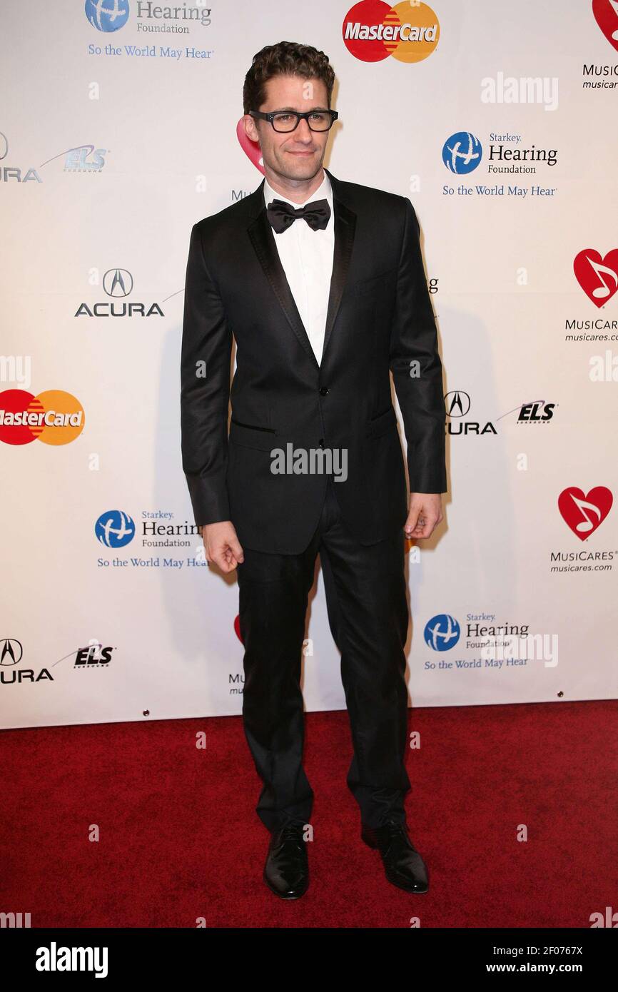 11 February 2011 - Los Angeles, CA - Matthew Morrison arrives to the ...