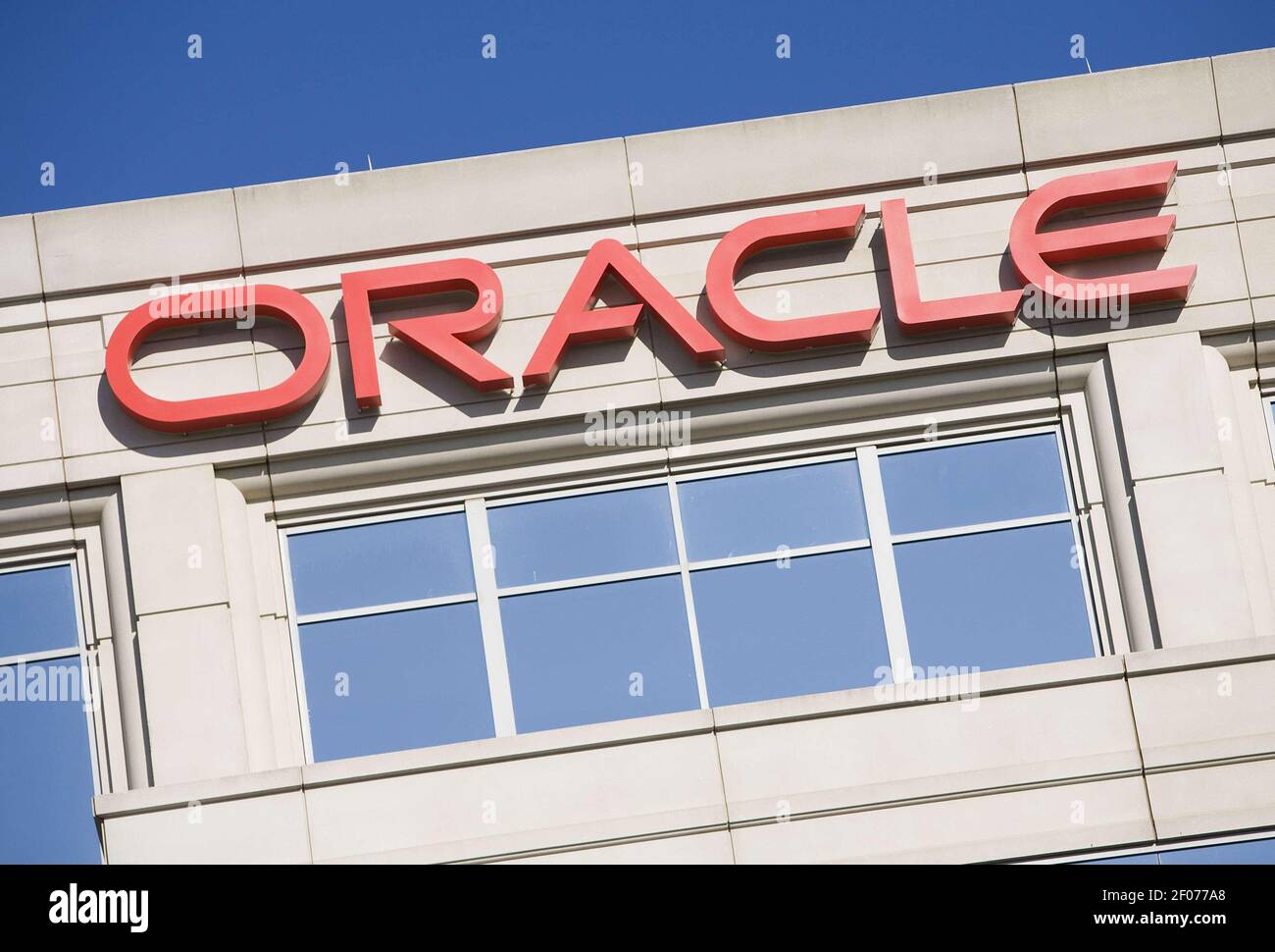 12 February 2011 - Reston, Virginia - A Oracle office complex in ...