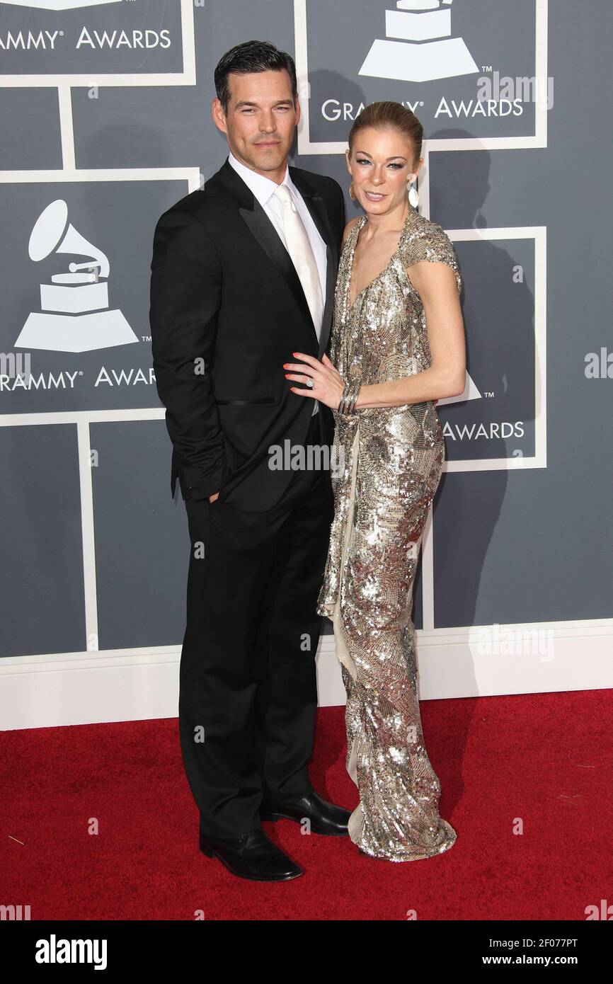 13 February 2011 - Los Angeles, CA - Eddie Cibrian and LeAnn Rimes arrive to the 53rd Annual ...