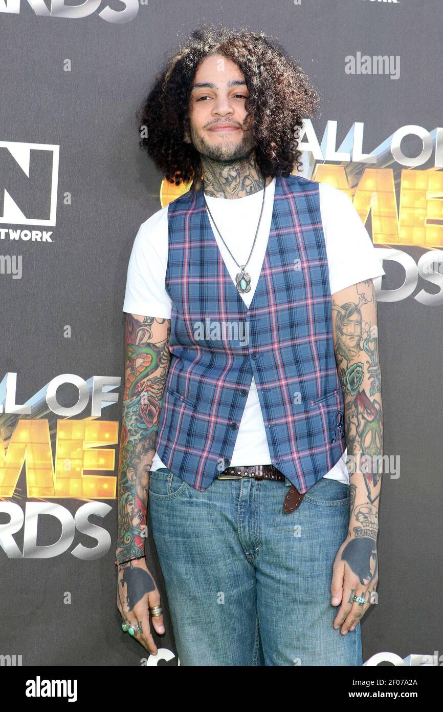 21 February 2011 - Santa Monica, CA - Singer Travie McCoy arrives to ...
