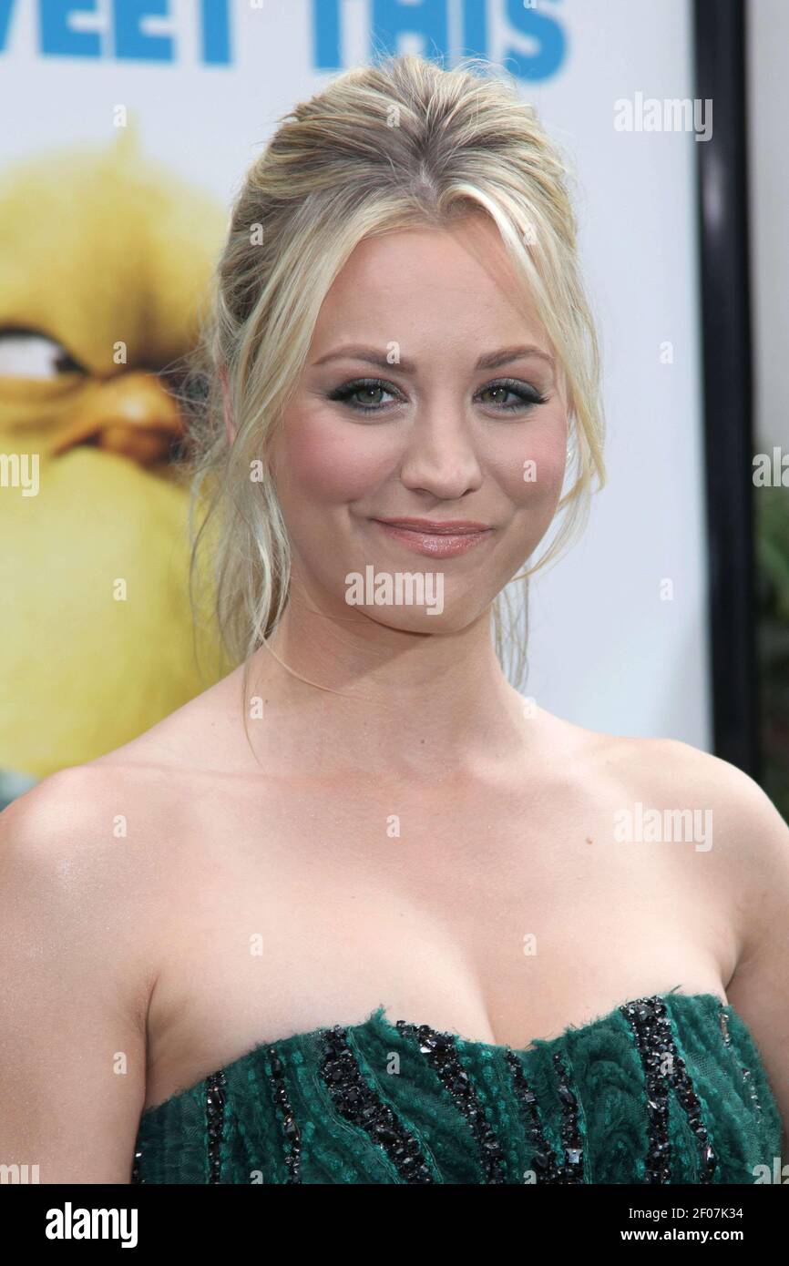 27 March 2011 - Hollywood, CA - Kaley Cuoco arrives to the premiere of ...