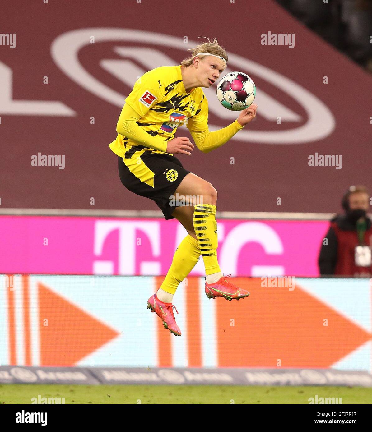 Erling haland dortmund 2021 hi-res stock photography and images - Alamy
