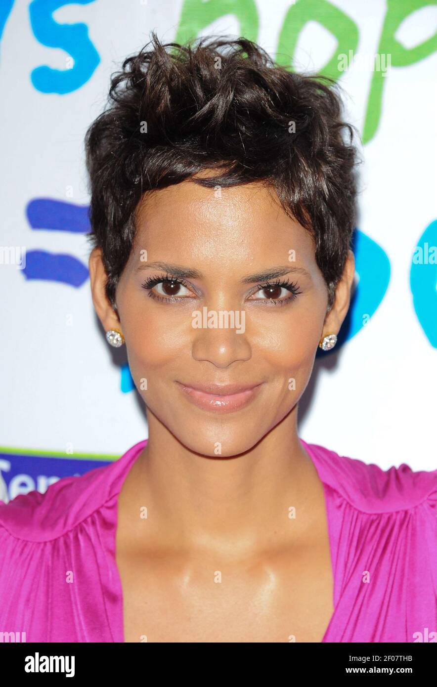 Halle Berry. 2011 Silver Rose Awards Gala held at the Beverly Hills ...