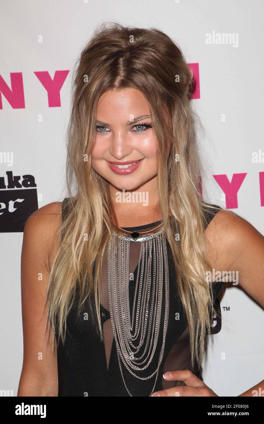 04 May 2011 - Hollywood, CA - Jennifer Akerman arrives at the Nylon May ...