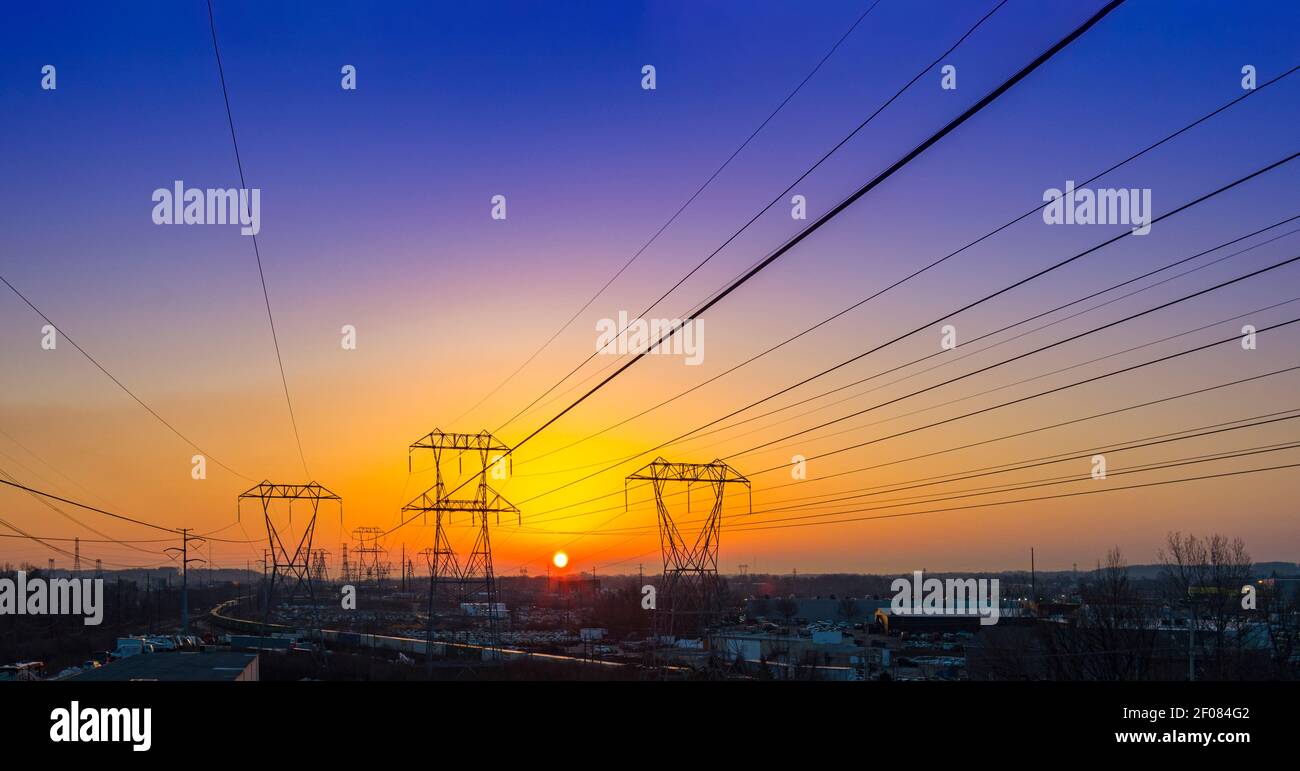 Electricity Pylons America High Resolution Stock Photography and Images ...