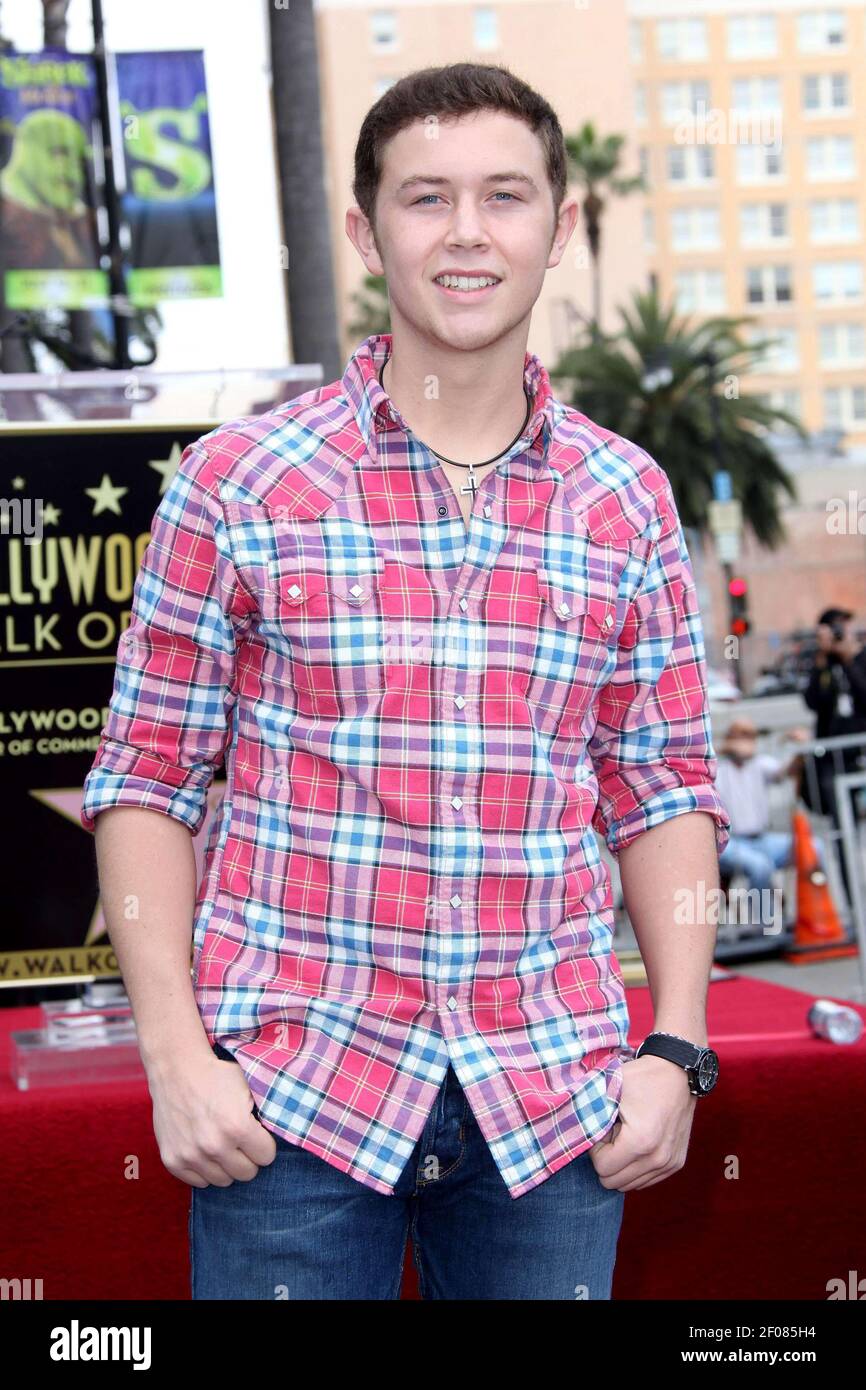 23 May 2011 - Hollywood, CA- Scotty McCreery poses before Simon Fuller ...