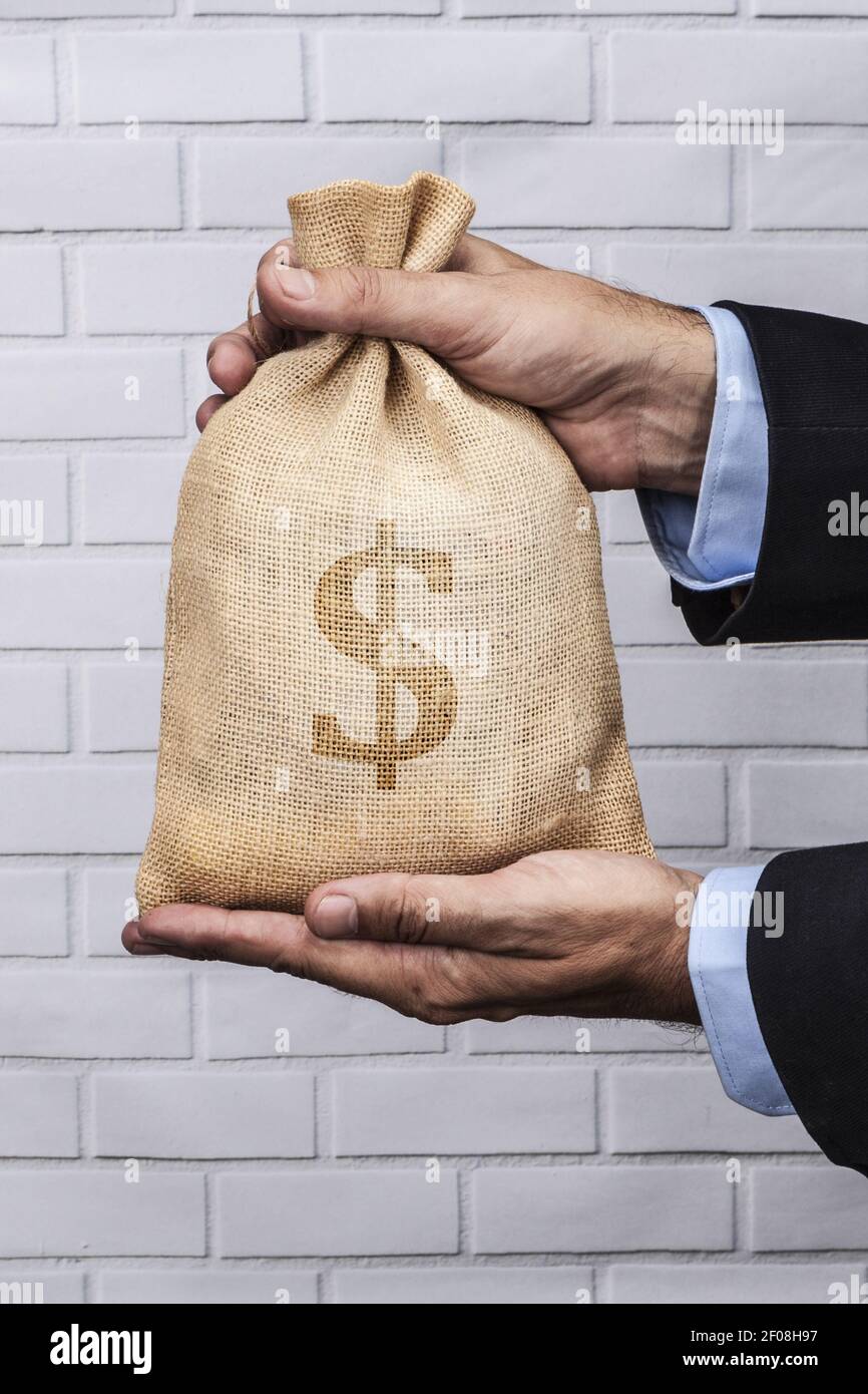 Sack back hi-res stock photography and images - Alamy