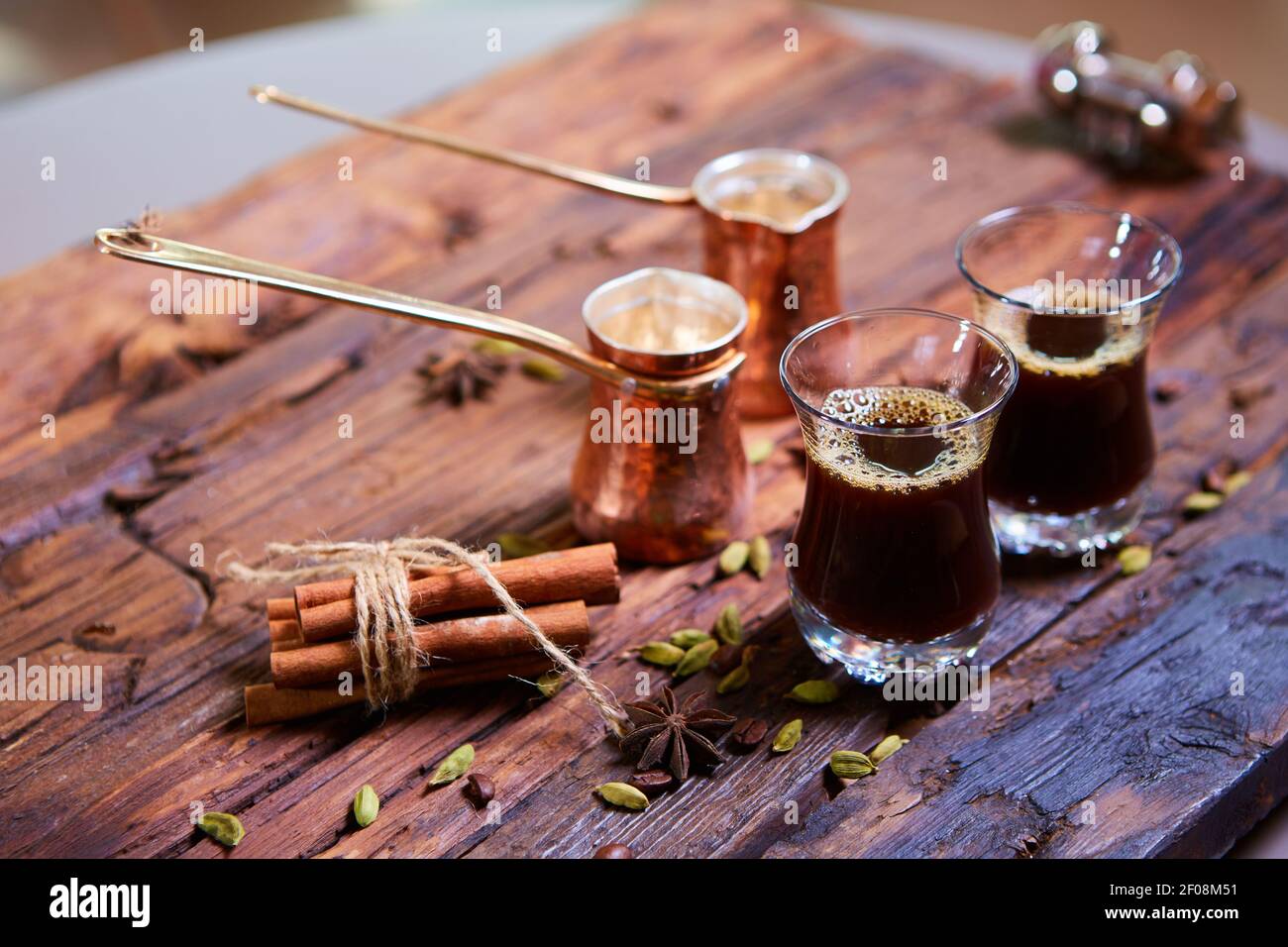 Traditional Arabic coffee Stock Photo - Alamy