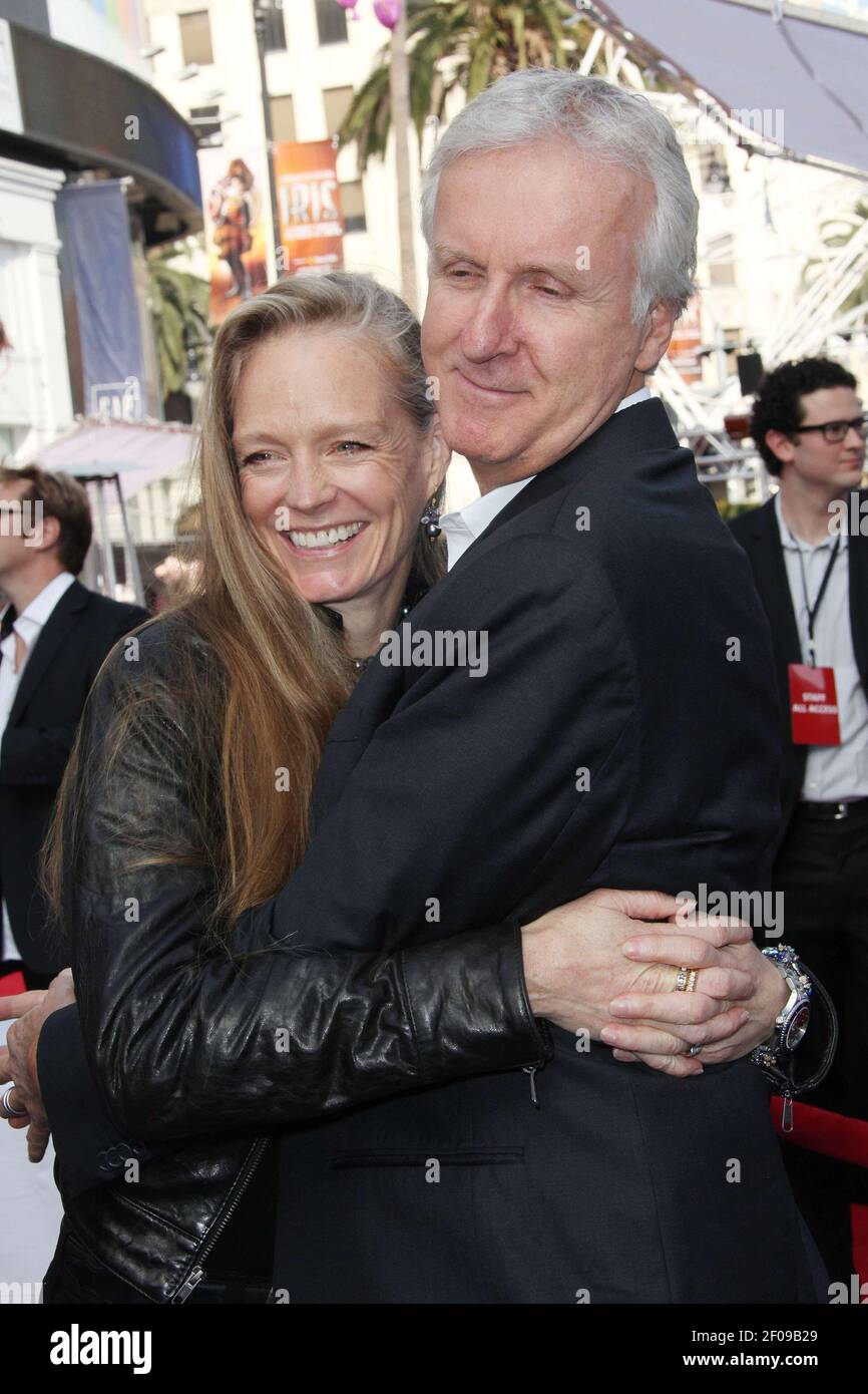 25 Sept 2011 - Hollywood, CA - James Cameron arrives to the world ...