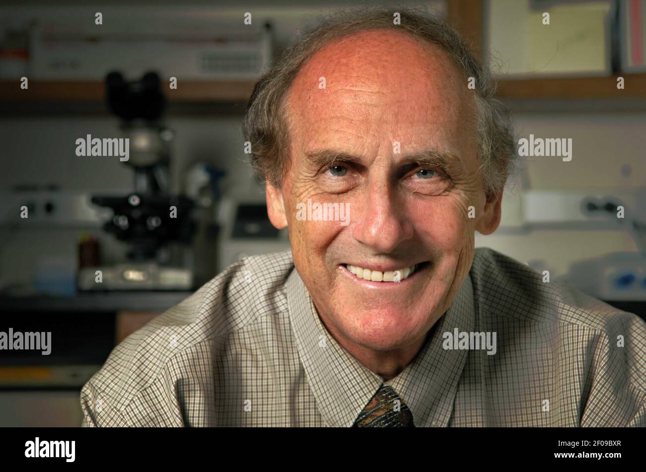 Rockefeller University cell biologist Ralph M. Steinman, seen in a ...