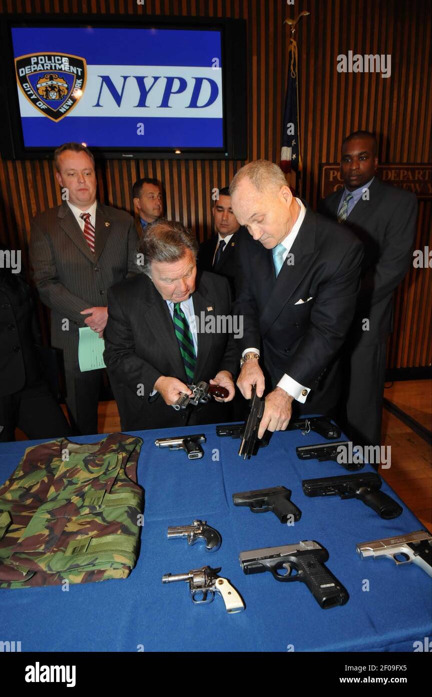 17 June 2011 - Police Commissioner Raymond W. Kelly and District ...
