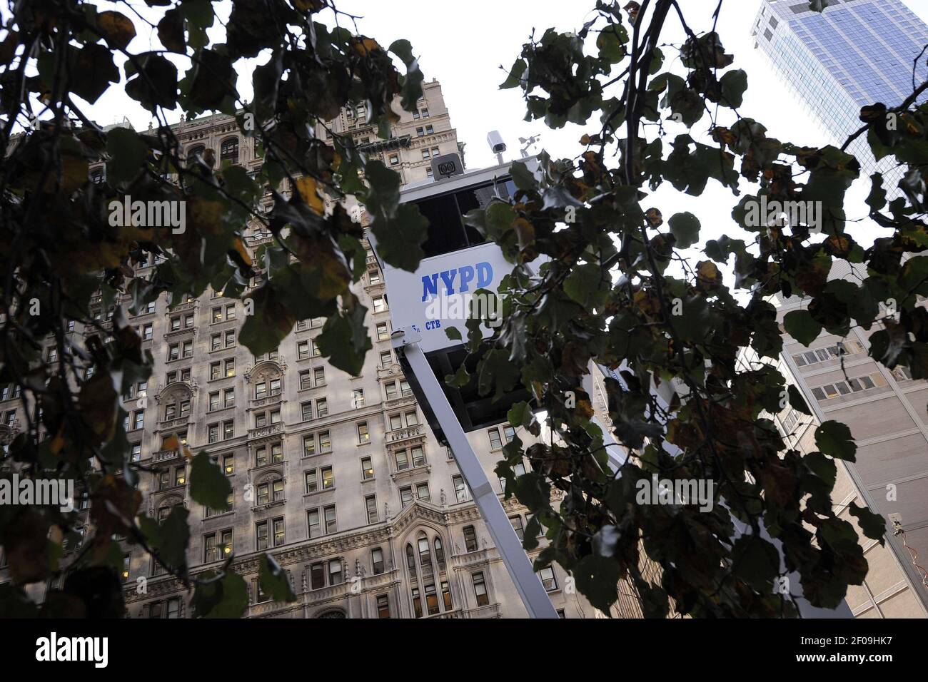 Watchtower new york hi-res stock photography and images - Alamy
