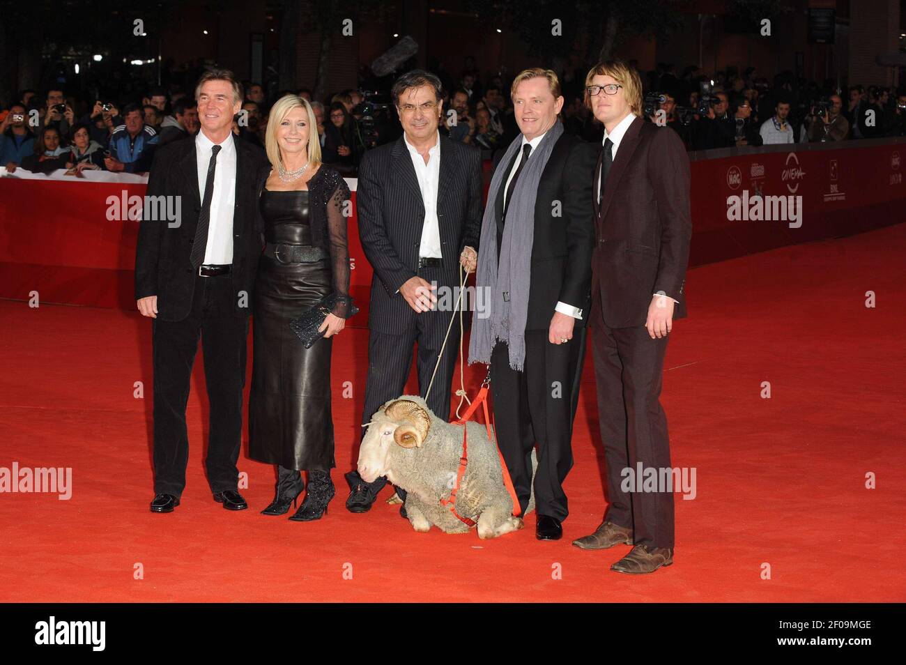 John Easterling, Olivia Newton-John, Stephan Elliott and Kris Marshall ...
