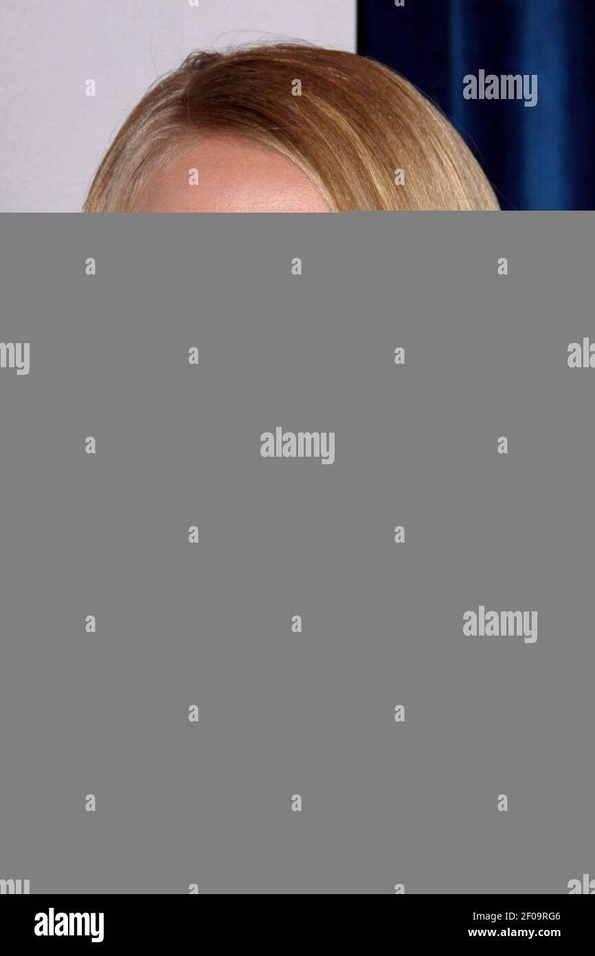 08 November 2011 - Beverly Hills, CA - Julianne Hough arrives to 2012 ...