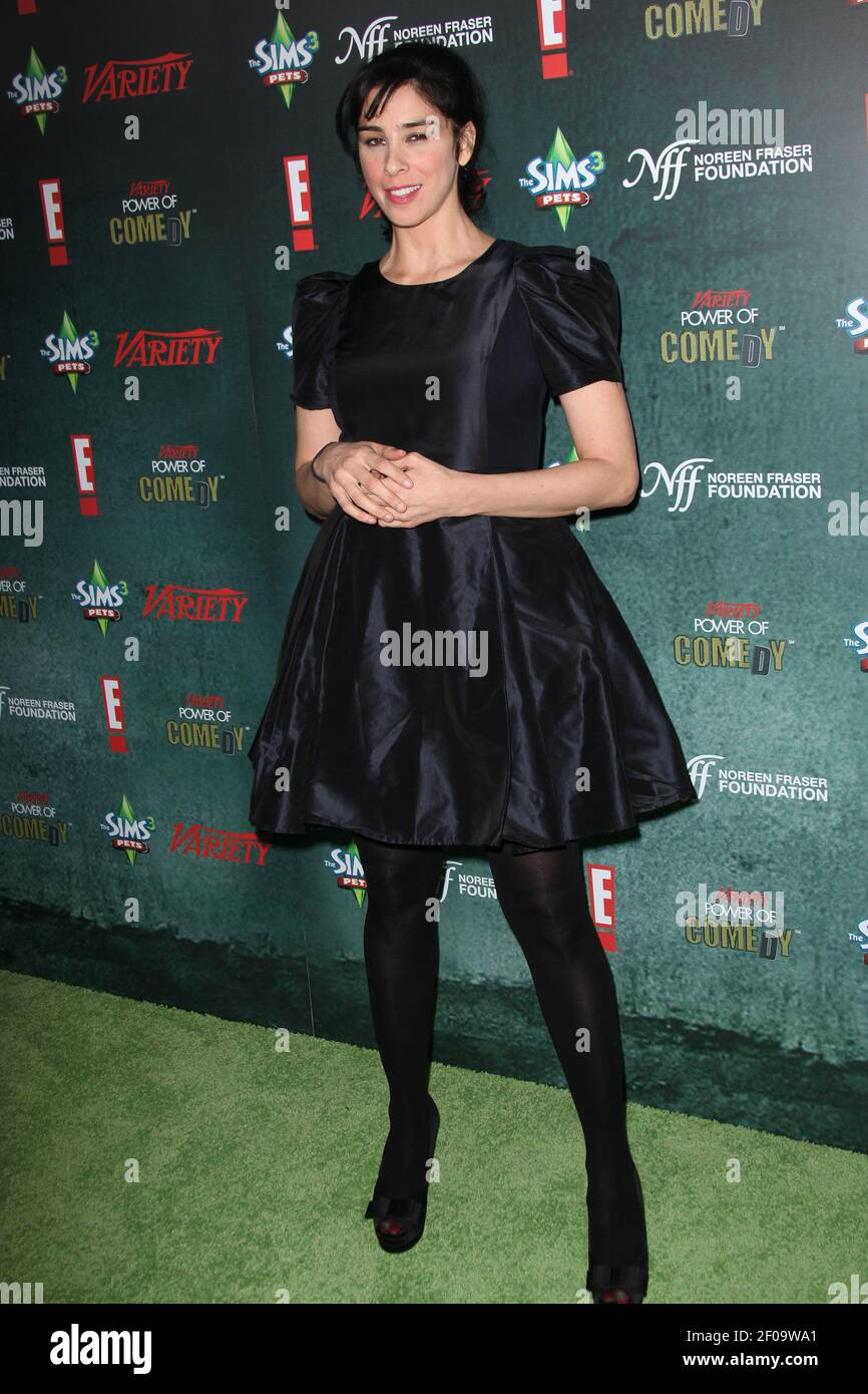 19 November 2011 - Hollywood, CA - Sarah Silverman arrives to the ...