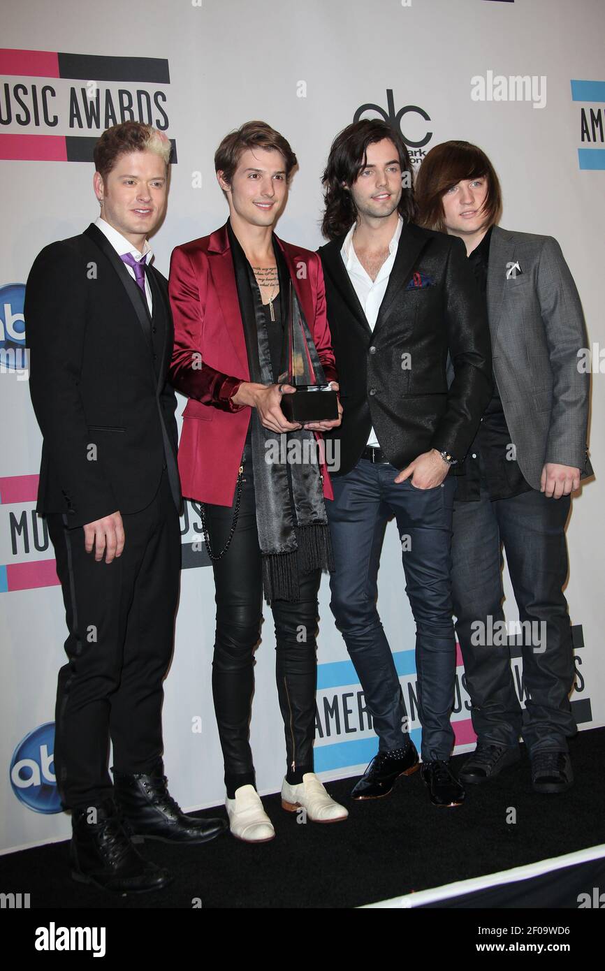 20 November 2011 - Los Angeles, CA - (L-R) Singers Nash Overstreet ...