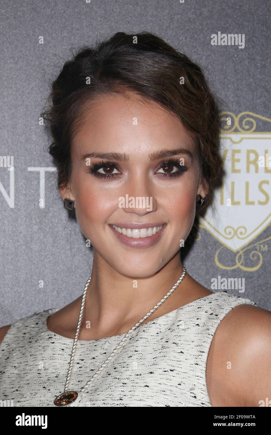 21 November 2011 - Beverly Hills, CA - Jessica Alba arrives to the ...