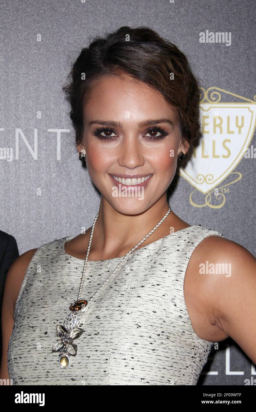 21 November 2011 - Beverly Hills, CA - Jessica Alba arrives to the ...