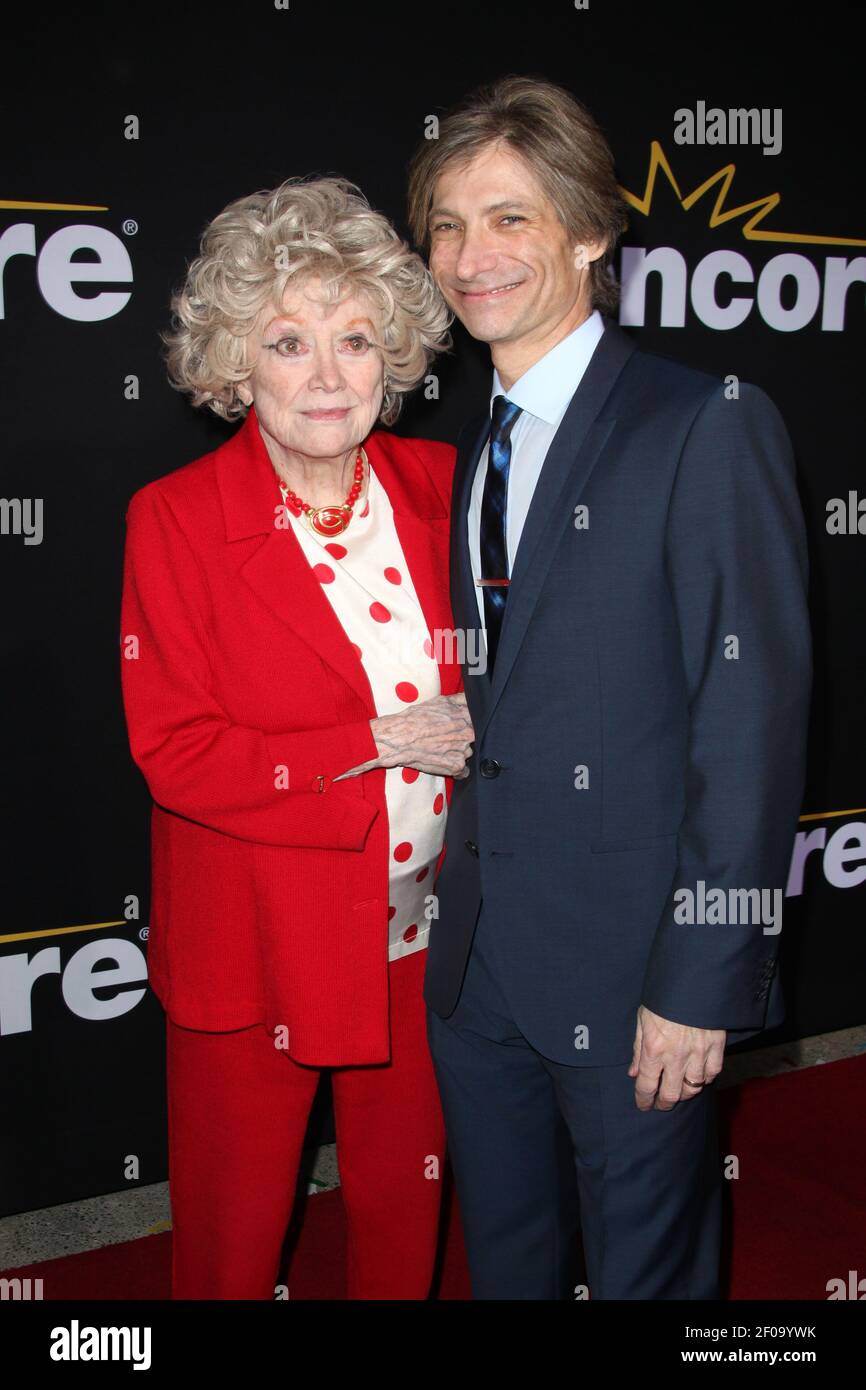07 December 2011 - Los Angeles, CA - Phyllis Diller arrives to the ...