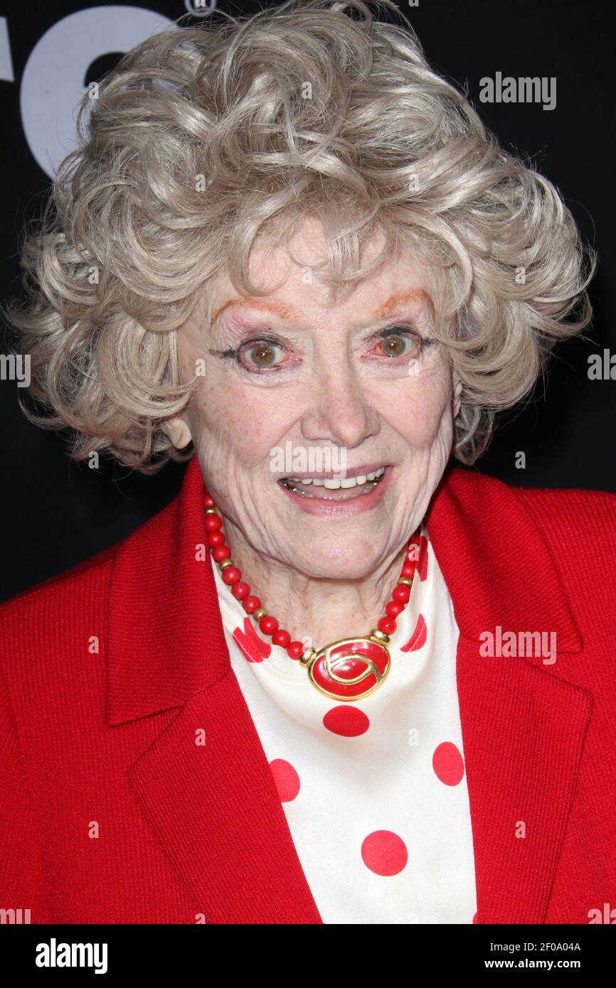 07 December 2011 - Los Angeles, CA - Phyllis Diller arrives to the ...