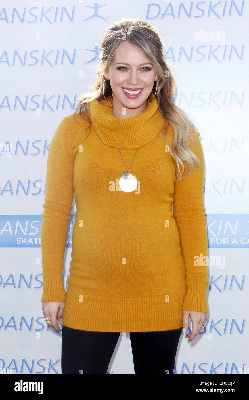 10 December 2011 - Santa Monica, CA -Pregnant Hilary Duff poses at ...