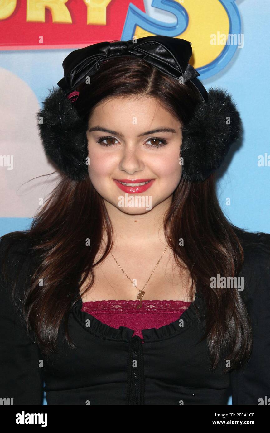 14 December 2011 - Los Angeles, CA - Ariel Winter arrives to the ...