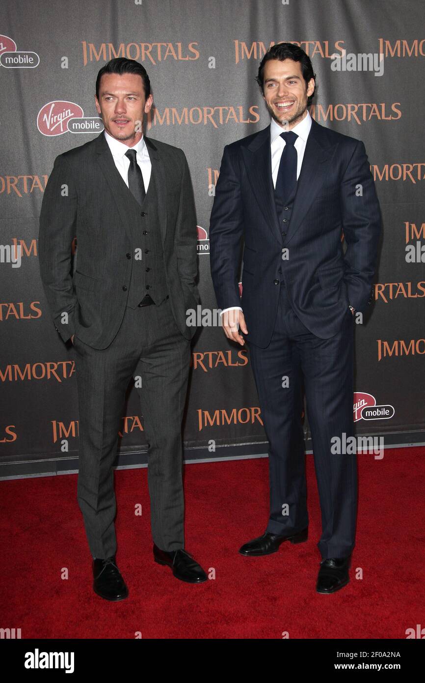 07 November 2011 - Los Angeles, CA - Luke Evans and Henry Cavill arrive ...