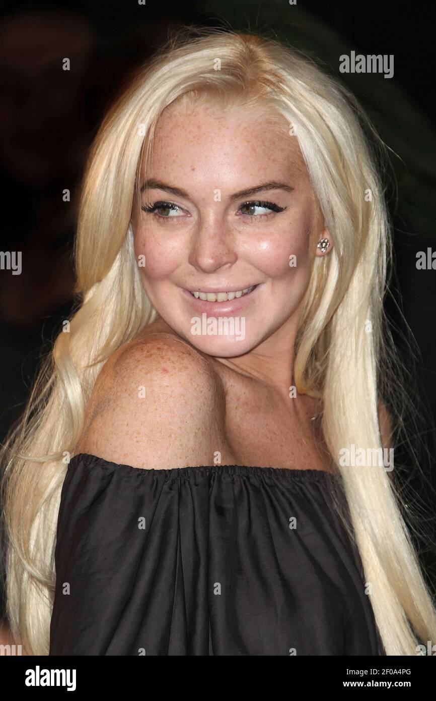 12 October 2011 - Hollywood, CA - Lindsay Lohan arrives at the 'Saints ...