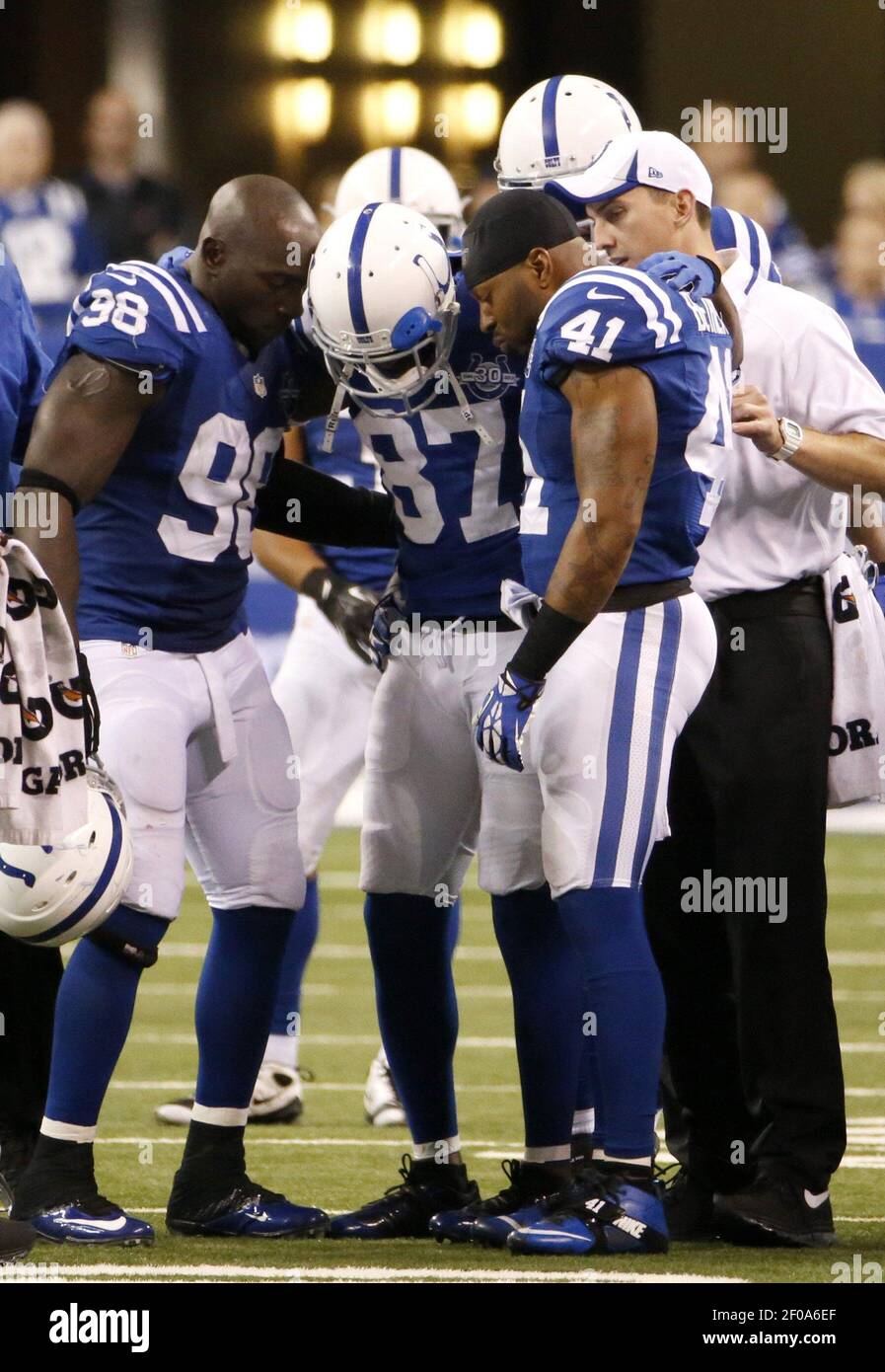 Indianapolis Colts wide receiver Reggie Wayne (87) receives medical ...