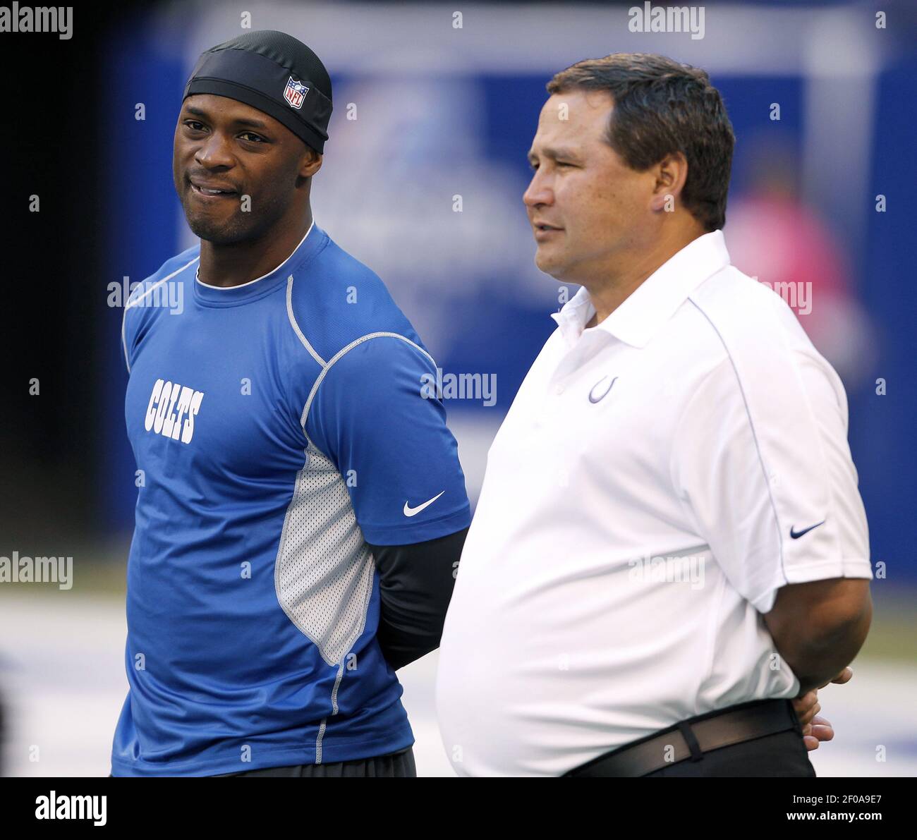 Indianapolis Colts wide receiver Reggie Wayne (87) talks with ...