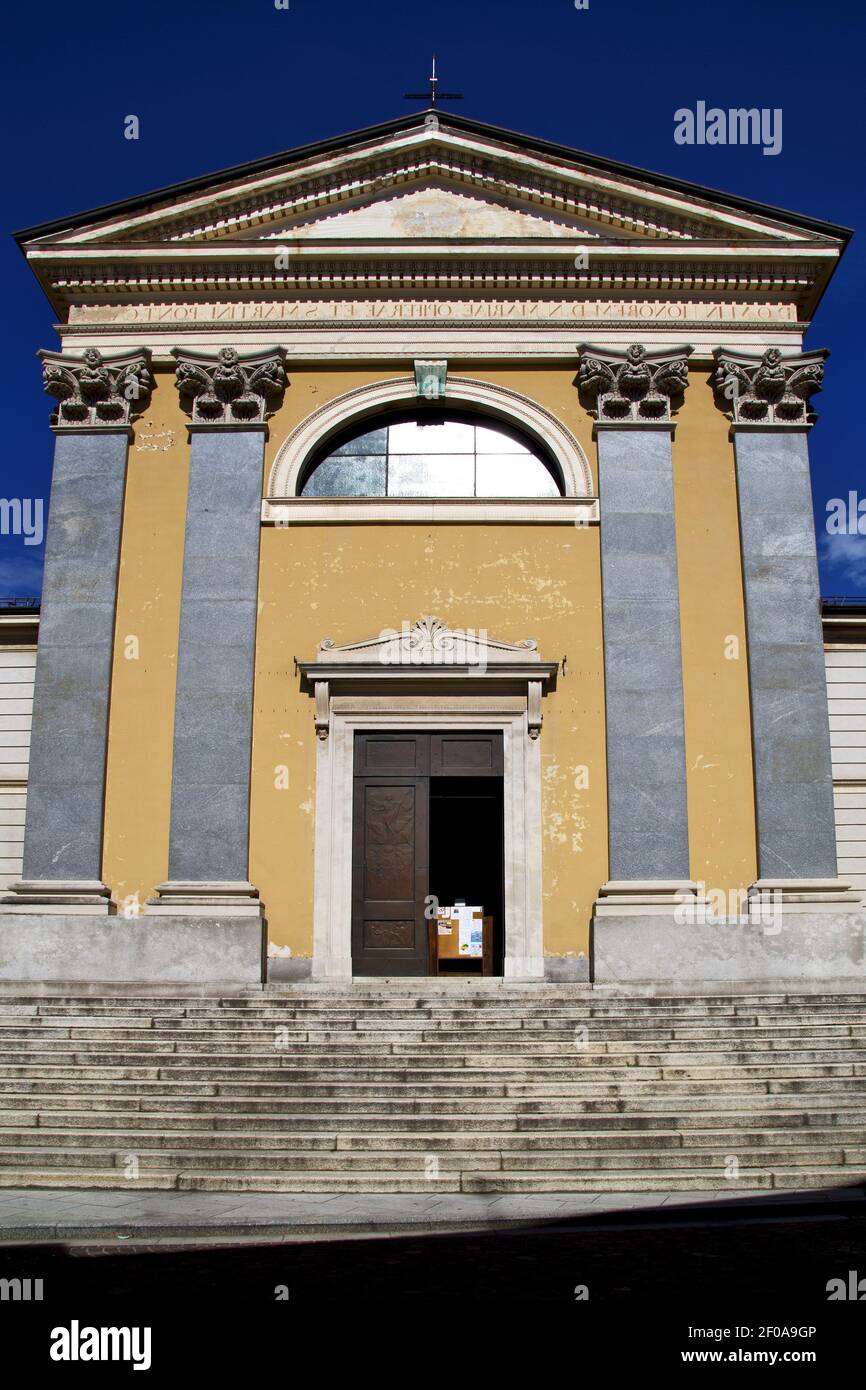 Carnago hi-res stock photography and images - Alamy