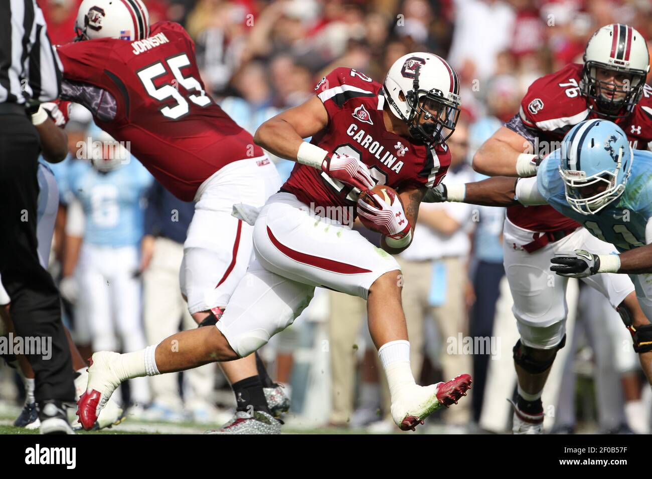 South Carolina running back Brandon Wilds (22) looks for room against ...