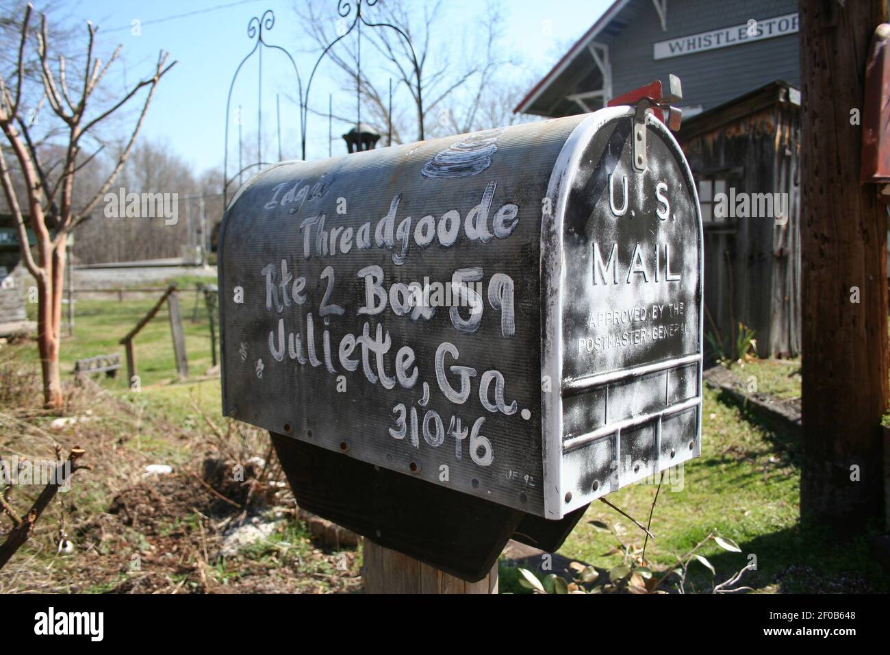 Juliette is full of whimsical relics, including the mailbox of "Idgie ...