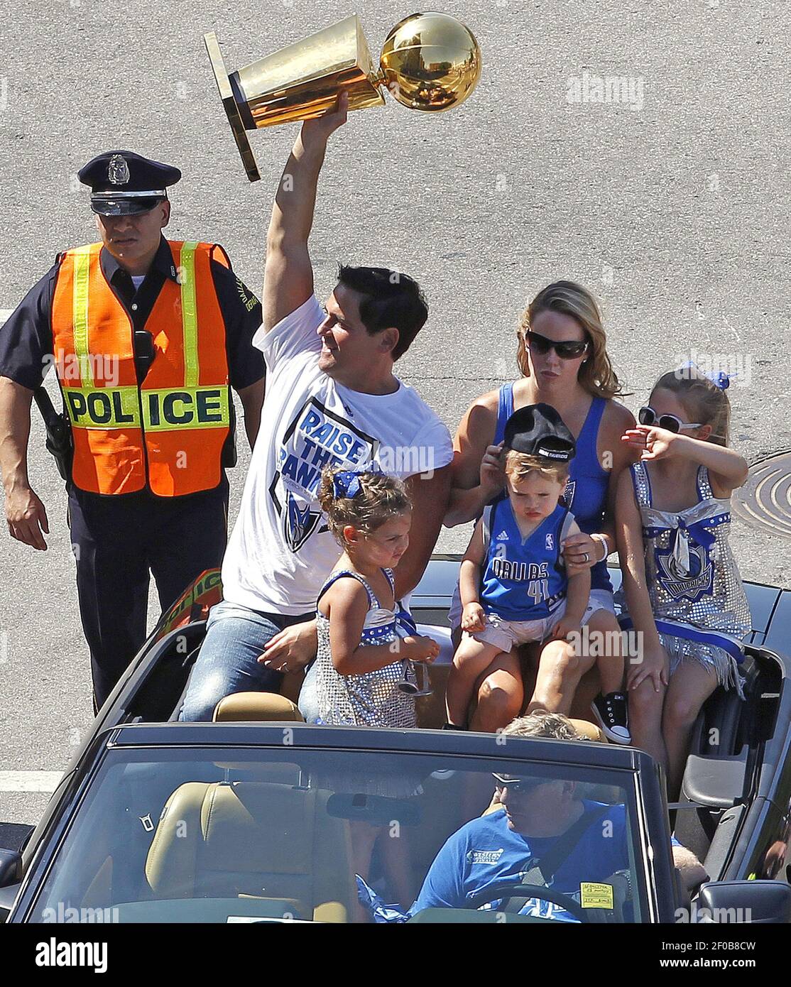 Mark Cuban Mavericks Championship