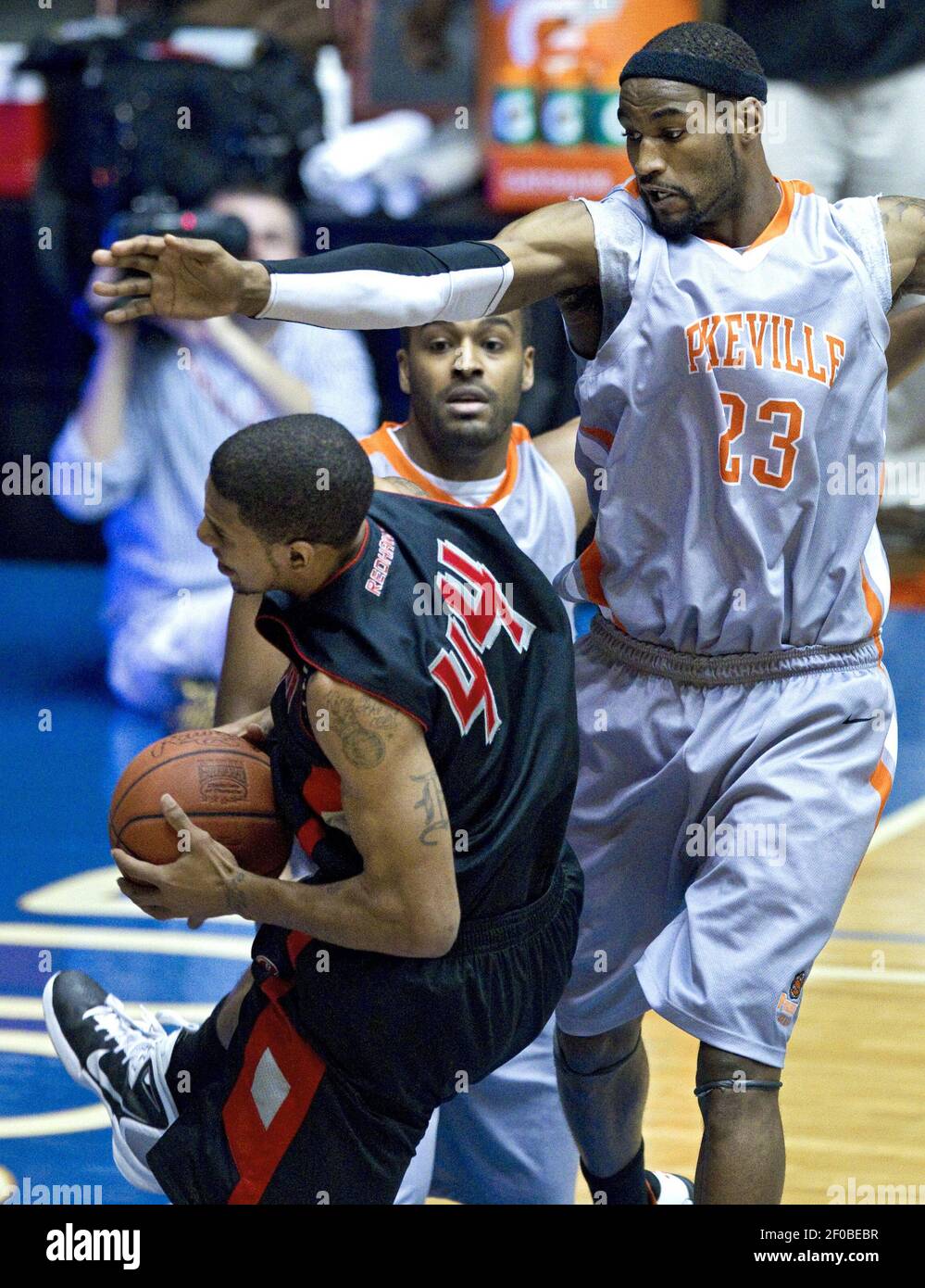Pikeville's Quincy Hankins-Cole (23) goes over the top of Martin ...