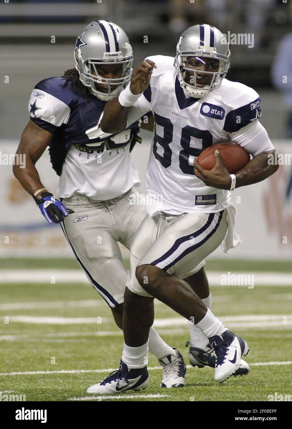 Dallas Cowboys wide receiver Dez Bryant (88) cuts around safety Danny ...