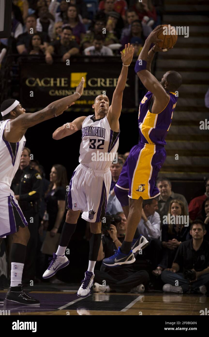 Kobe bee hi-res stock photography and images - Alamy