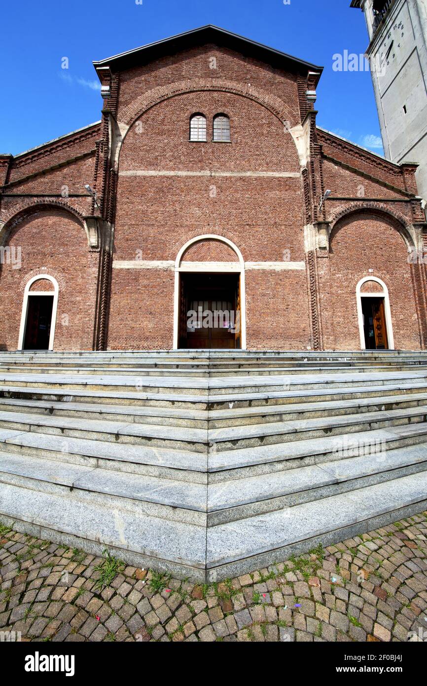 Cardano al campo old church tower sidewalk italy lombardy Stock Photo ...