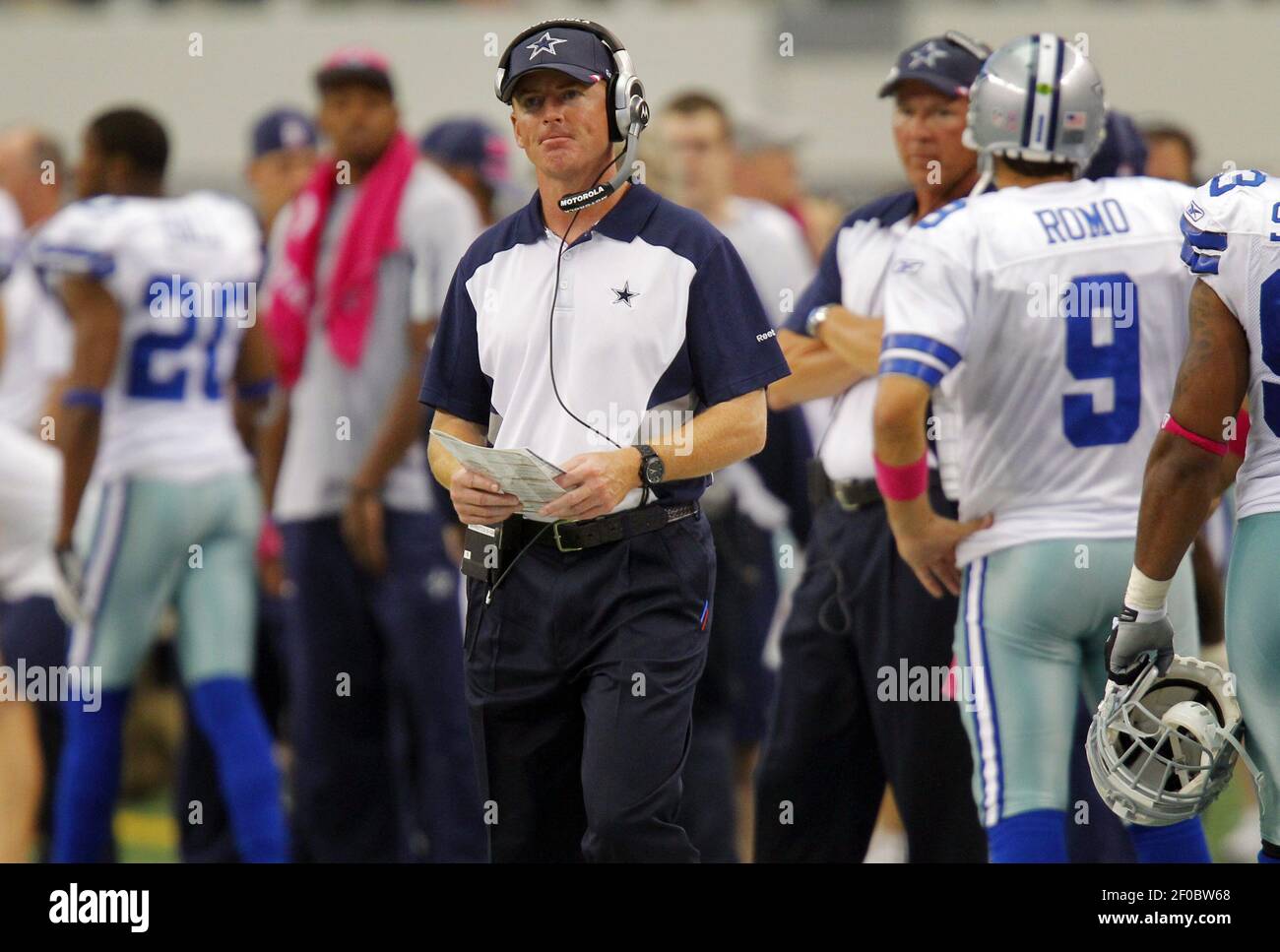 Dallas Cowboys head coach Jason Garrett watches from the sidelines as ...
