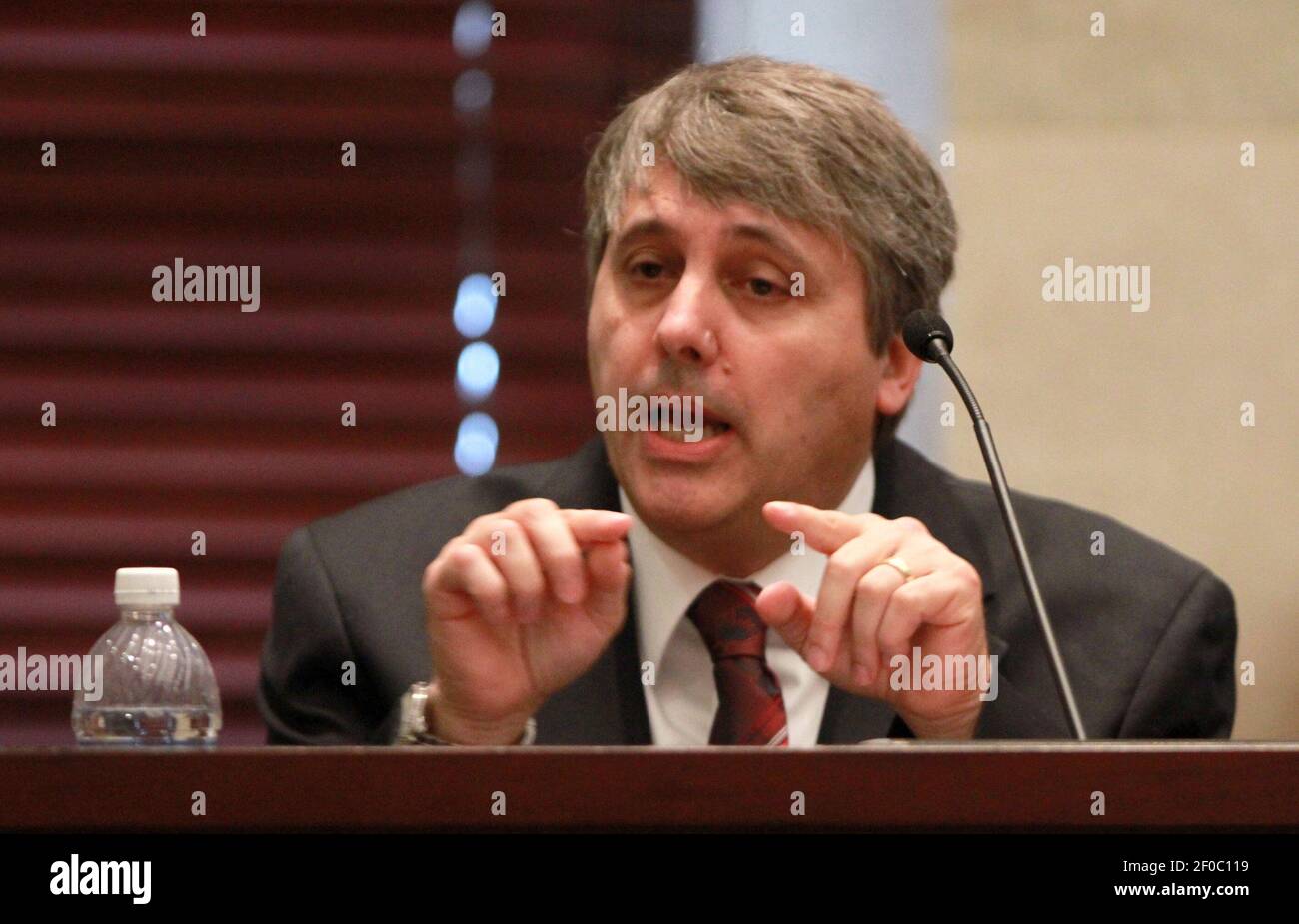 Dr. Arpad Vass, of the Oak Ridge National Laboratory, testifies during ...