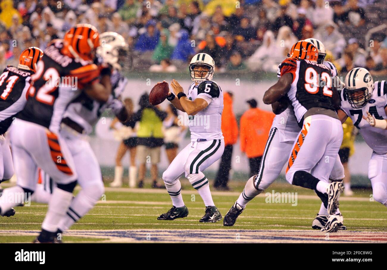 Mark Sanchez of the New York Jets sets up to pass during an NFL ...